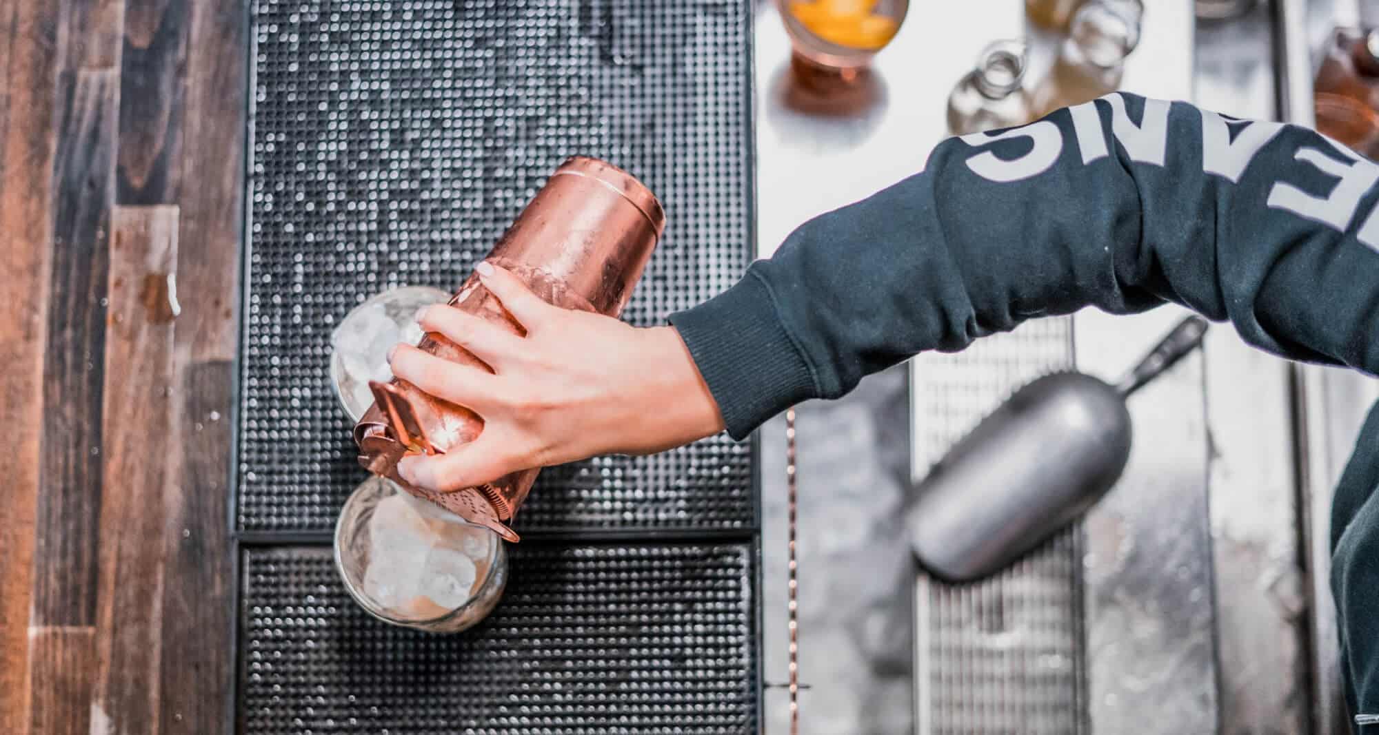 Learn Bartending From Home | European Bartender School